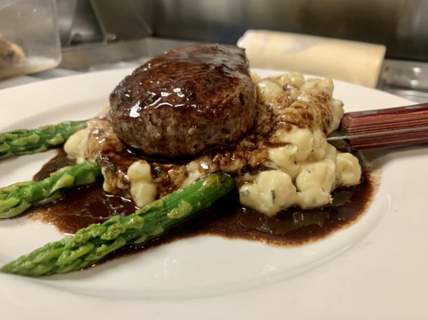 Wild Coast Restaurant & The Sushi Bar - Treebones Resort